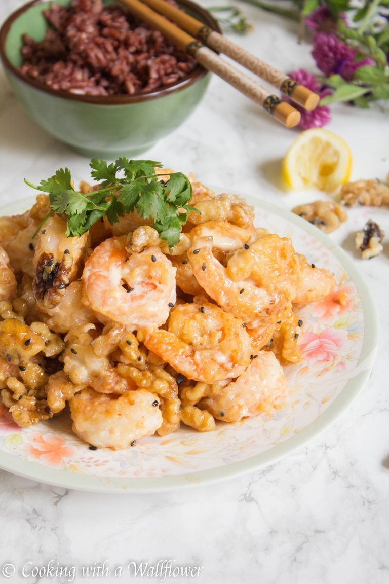 Honey Walnut Shrimp - Cooking with a Wallflower