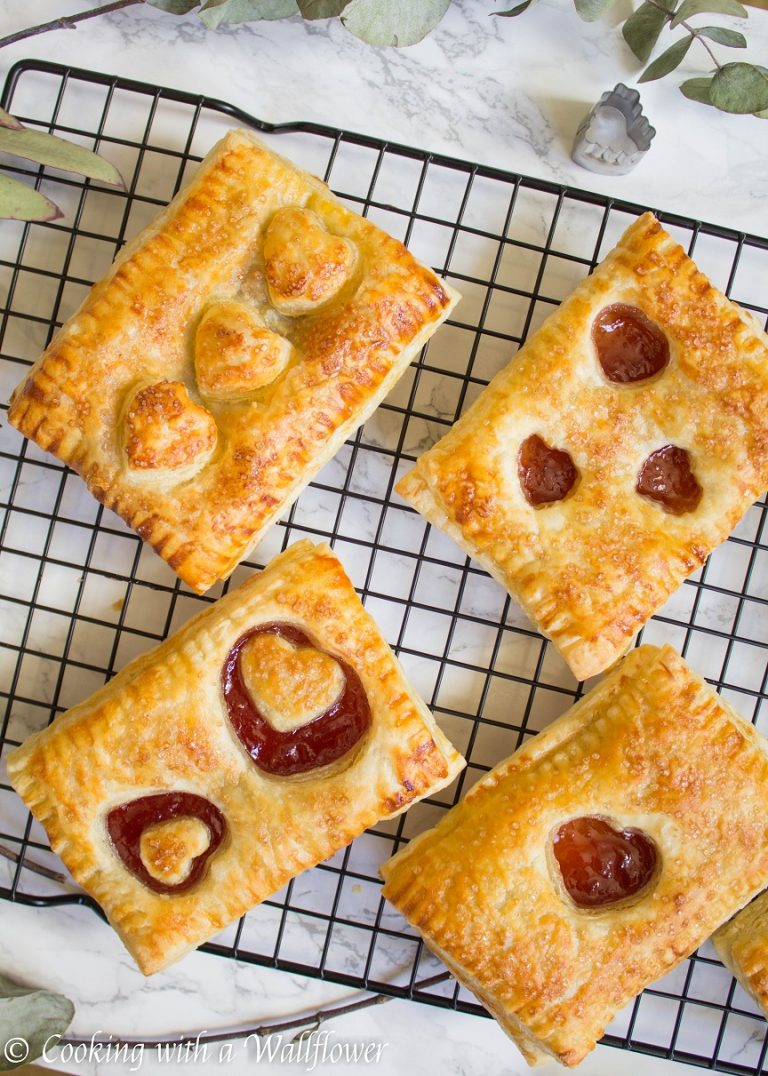 Strawberry Jam Pop Tarts - Cooking with a Wallflower