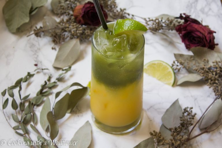 Sparkling Matcha Mimosa - Cooking with a Wallflower