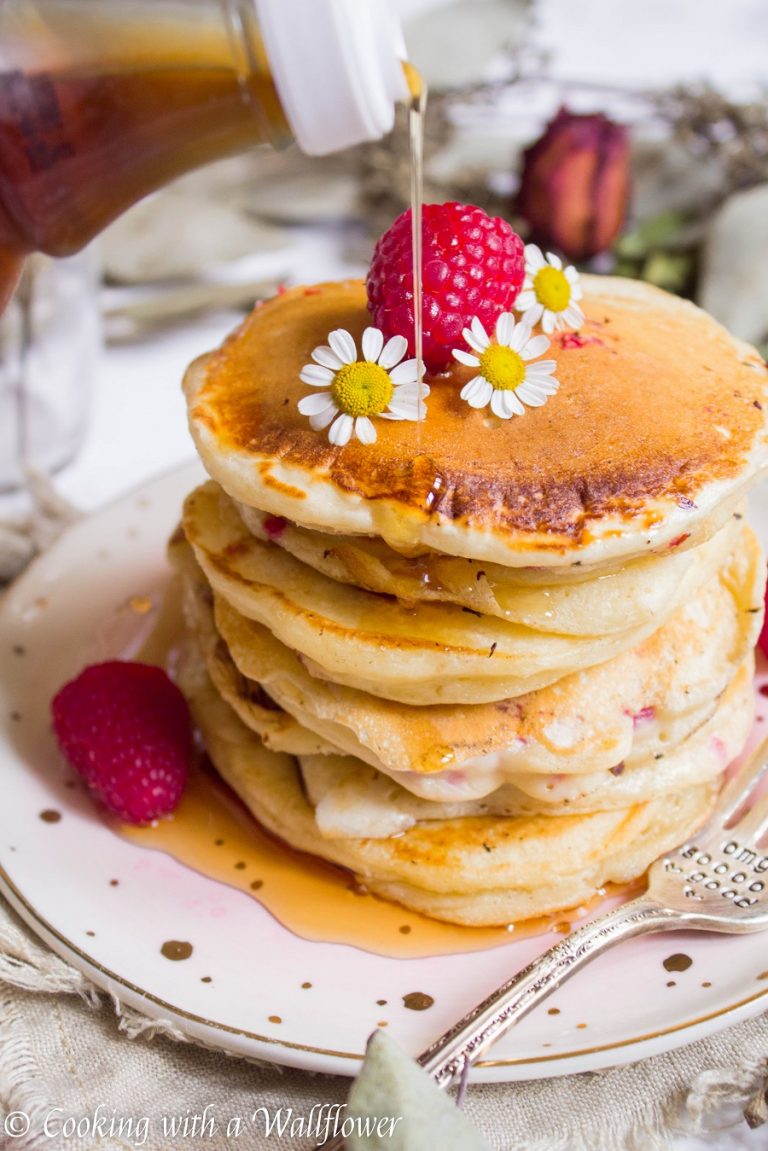 Raspberry Lemon Yogurt Pancakes - Cooking with a Wallflower