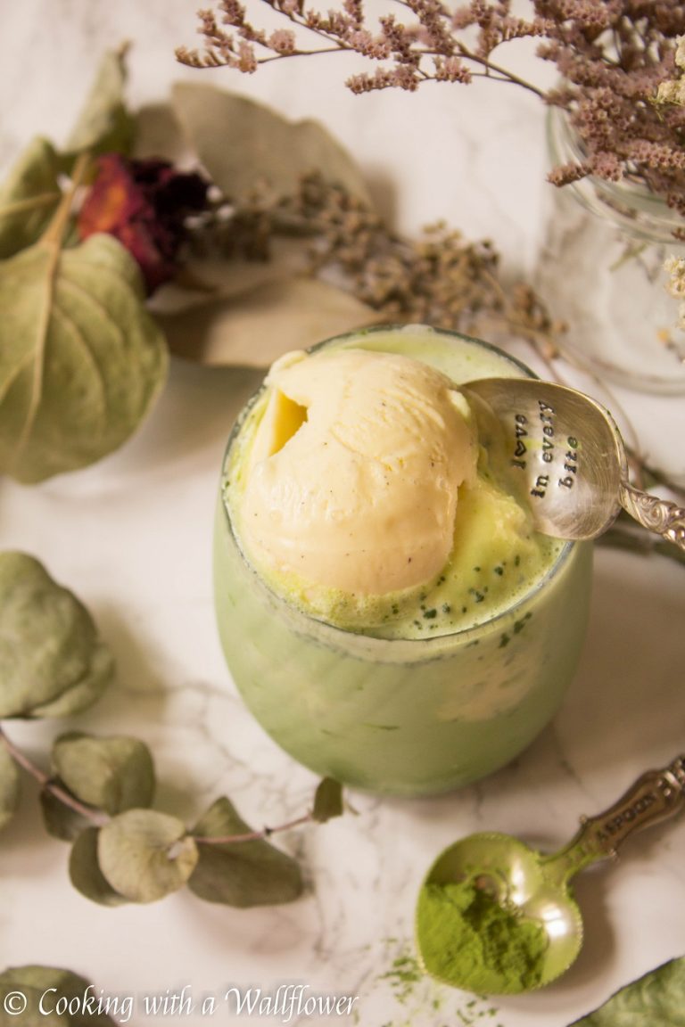 Matcha Latte Float - Cooking with a Wallflower