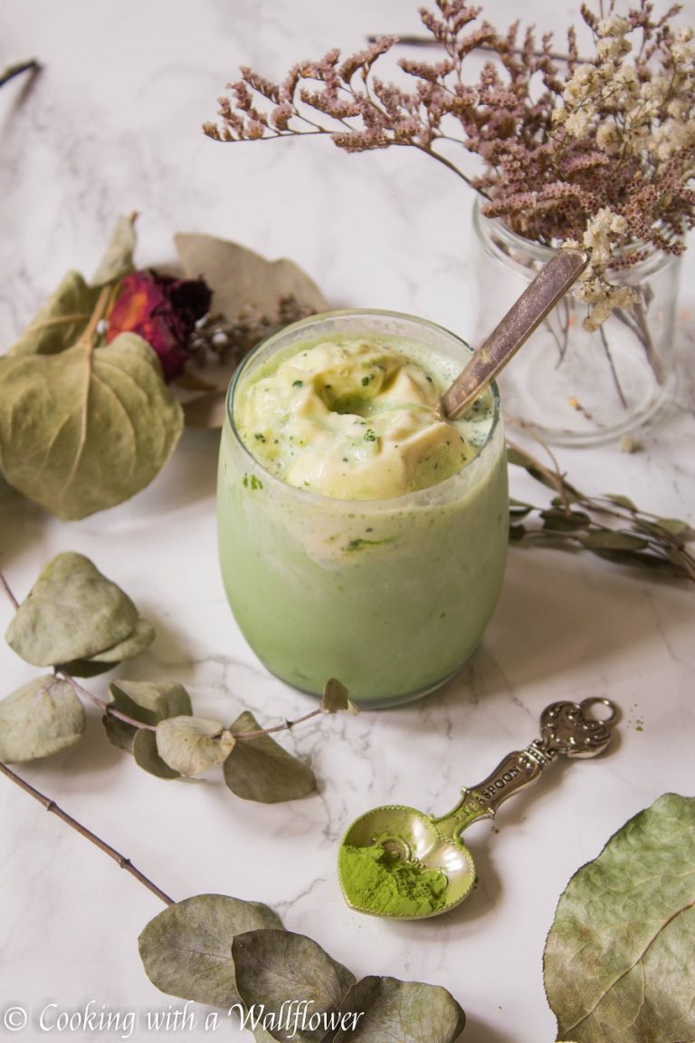Matcha Latte Float - Cooking with a Wallflower