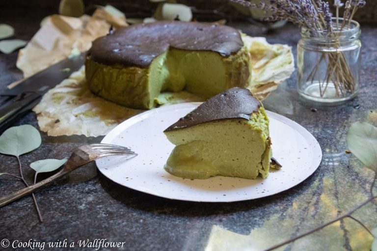 Matcha Basque Burnt Cheesecake - Cooking with a Wallflower